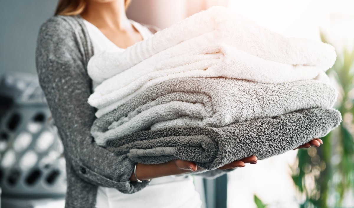 How to Wash Clothes in Hard Water (and Why the Right Laundry Soap ...